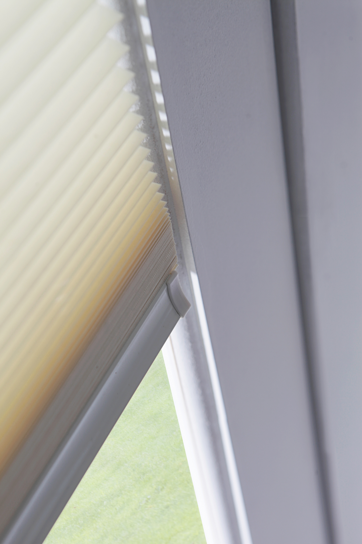 The Benefits of Pleated Blinds